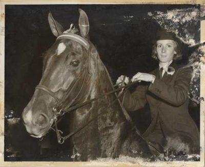 12 Signs You’re A Saddle Seat Rider