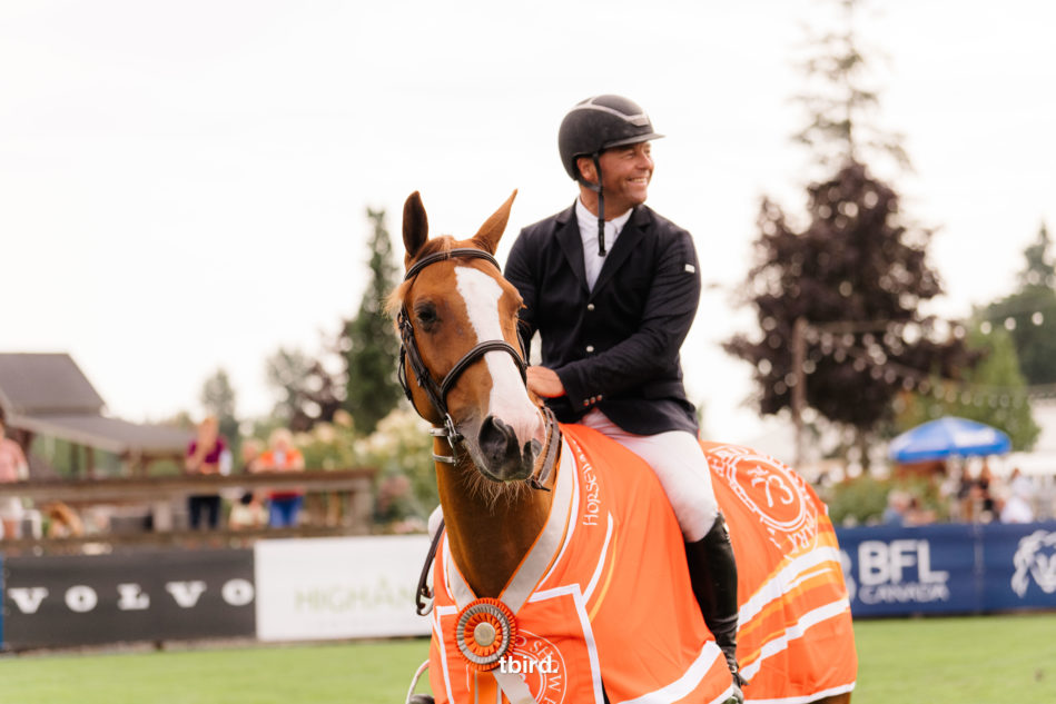 Kyle King Can't Resist Showing at Home